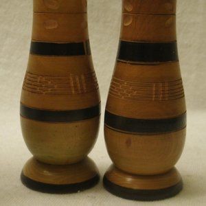 Handmade | Kitchen | Vintage Hand Carved Wood Salt Pepper Shakers ...